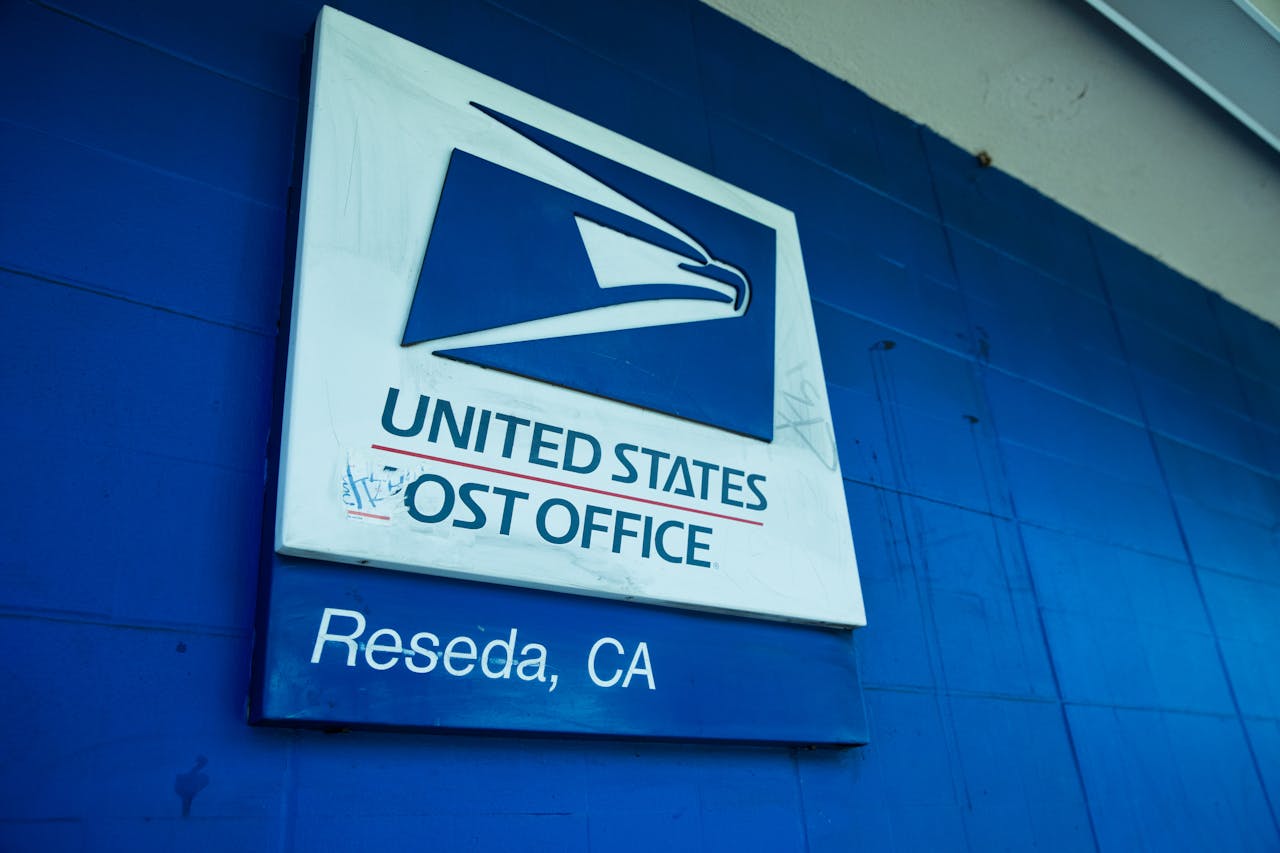 USPS Requirements for Post Mounted Mailboxes – Olio Home.